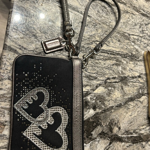Coach | Cell Phones & Accessories | Coach Silver And Black Heart ...